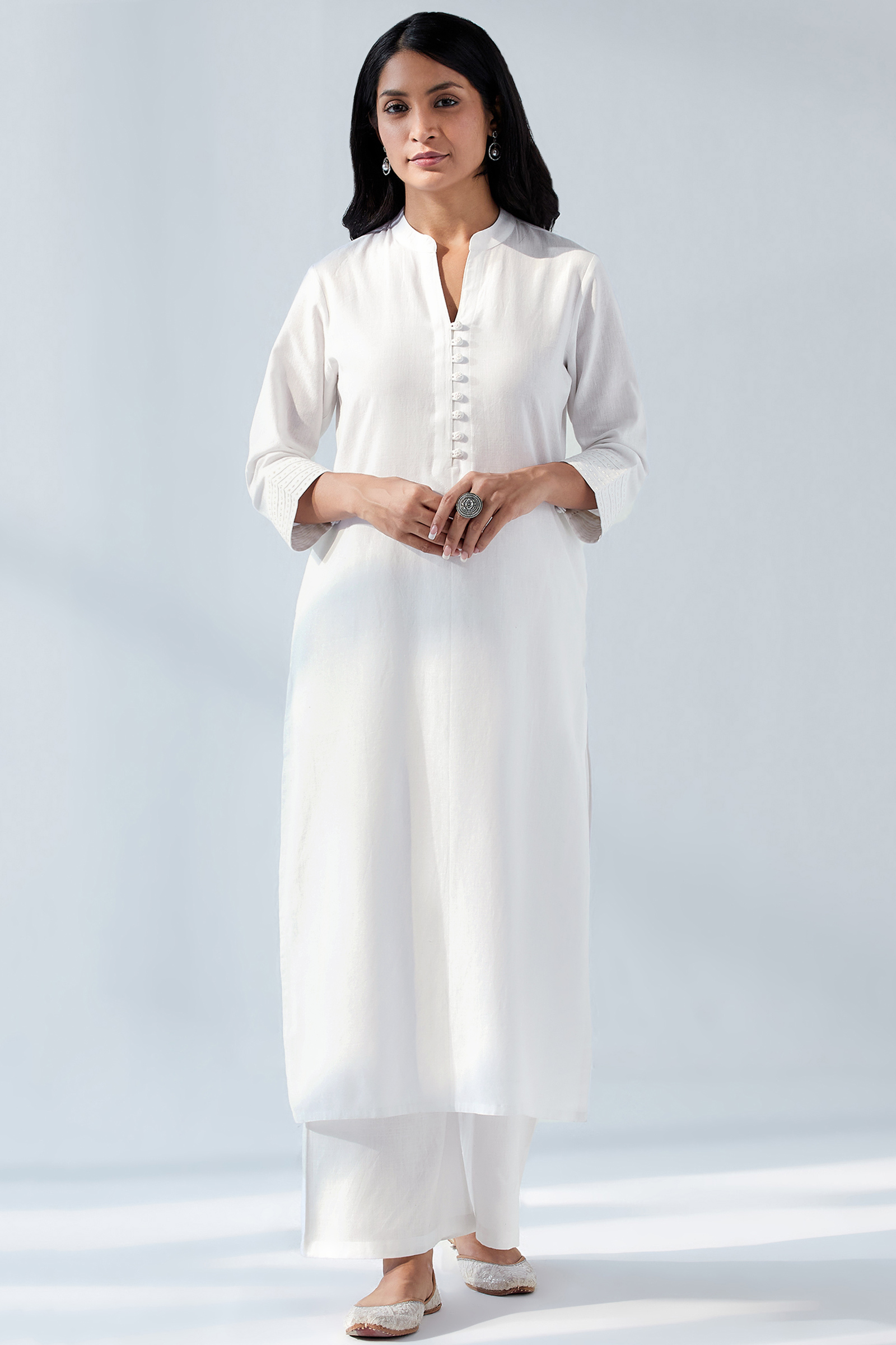 Buy White Handcrafted Straight Handloom Kurta for Women | FGMK22-523 ...